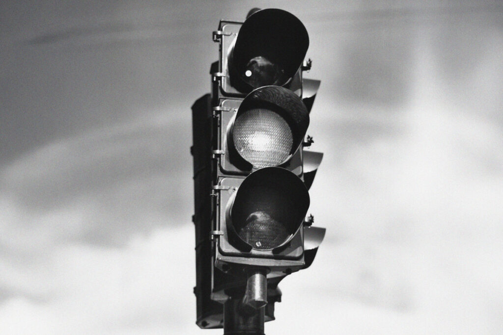 Why Are Traffic Lights Red, Yellow, and Green? - History Facts