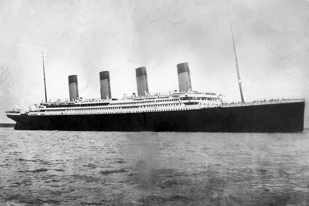 What People Ate on the Titanic the Night It Sank - History Facts